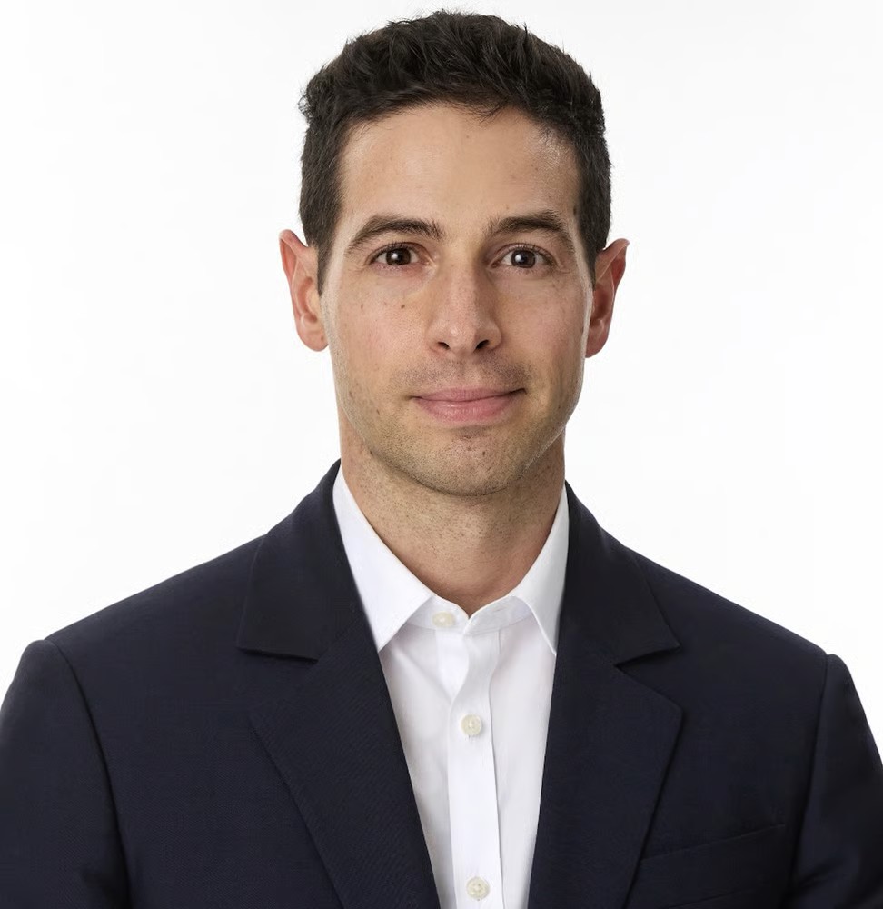 Burberry宣布任命两位新高管